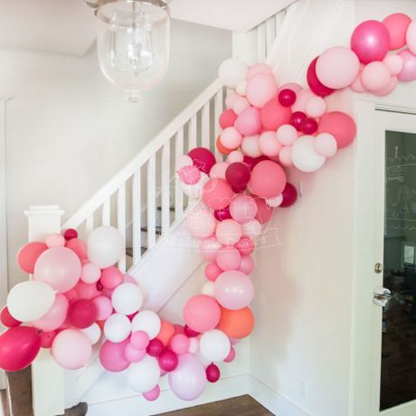 Helium Balloon Arch | Party Wholesale